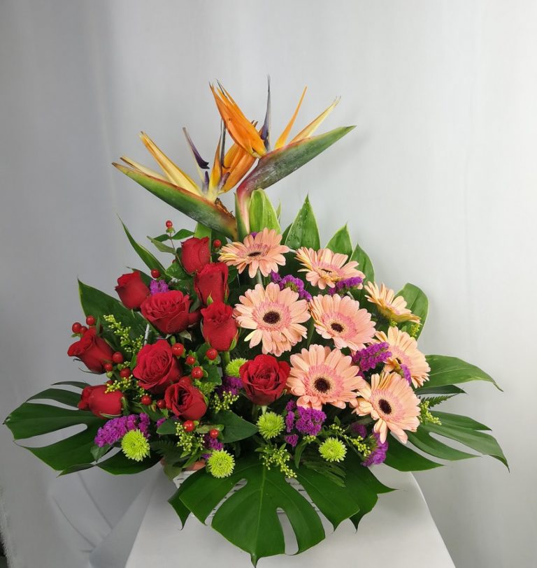 Red Roses and Daisy Table Arrangement - Blooming Florist